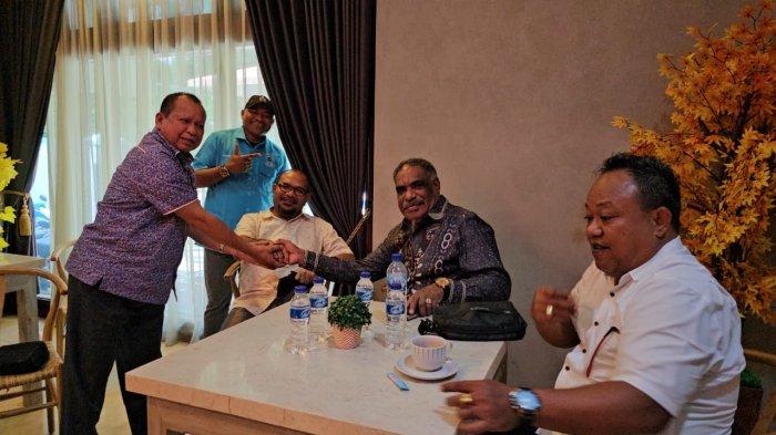 Abisai Rollo, Robert Awi dan H Mansyur Bertemu di Markas Gelora ...