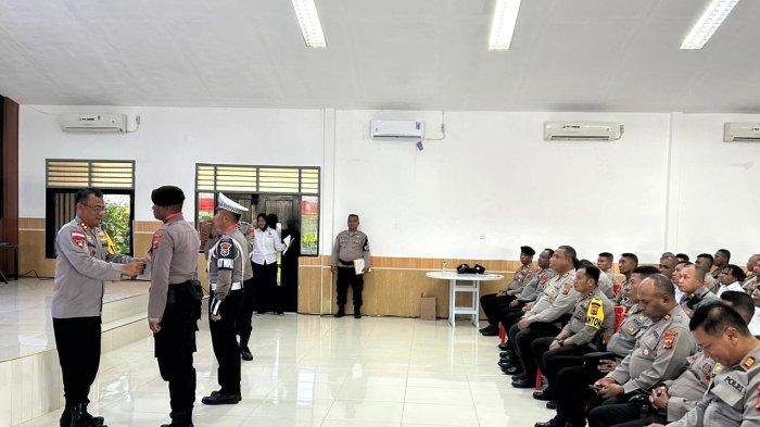 Amankan Pilkada Serentak 2024, Polres Mimika Gelar Latihan Pra Operasi ... Amankan Pilkada Serentak 2024, Polres Mimika Gelar Latihan Pra Operasi ...
