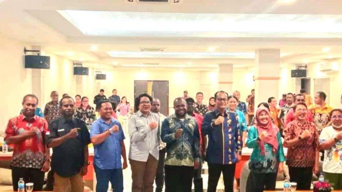 Hadiri Sosialisasi Bawaslu, Sekda Trisiswanda Indra Ingatkan Netralitas ASN di Pemilu 2024 ...