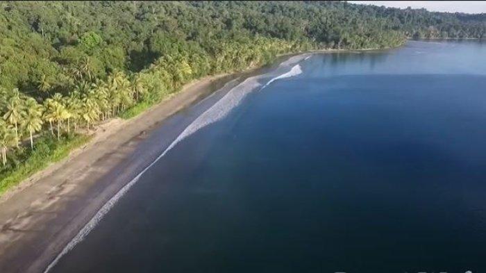 Wisata Papua: Menikmati Indahnya Pantai Wafor di Supiori - Tribun-papua.com