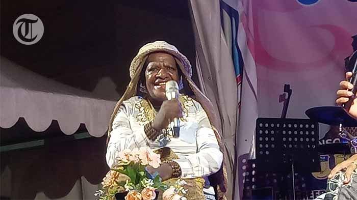 Sosok Meri Dogopia Asal Paniai, Angkat Nilai Noken Papua dan Ajak Mama ...