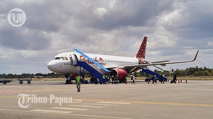 Batik Air Kembali Layani Penumpang ke Merauke, Bupati Romanus Mbaraka ...