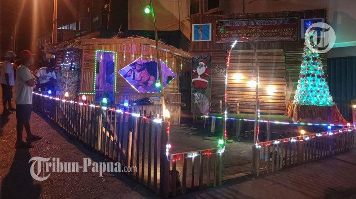 Pemuda Lingkaran Abepura Bangun Pondok Natal: 'Kami Tuangkan Rasa Damai ...