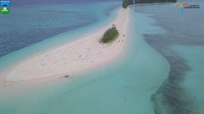 Wisata Papua: Mengintip Keindahan Pulau Matas di Kepulauan Auri ...