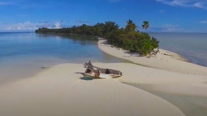 Wisata Papua: Melihat Pesona Alam Pulau Rani di Supiori - Tribun-papua.com