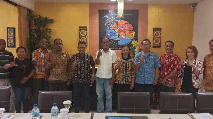 Upaya Meningkatkan Literasi, Disdikbud Biak Numfor Gandeng Yayasan ...