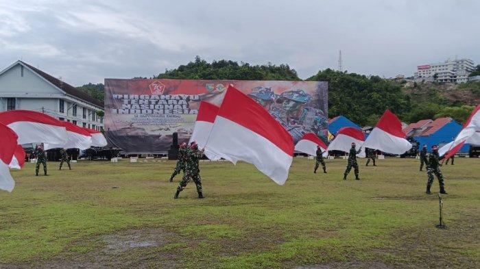 Tarian Merah Putih dan Atraksi Paramotor Meriahkan HUT Ke-79 TNI di ...
