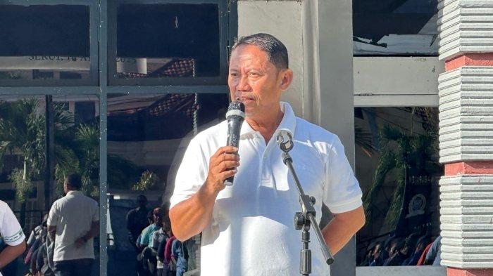 Wakil Bupati Yapen Roi Palunga: ASN Jangan Dikotak-kotakkan Namun ...