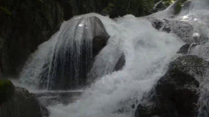 Wisata Papua: Segarnya Air Terjun Masriv di Supiori - Tribun-papua.com
