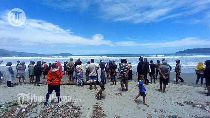 Dua Pemuda Tenggelam Di Pantai Holtekamp Jayapura Korban Belum