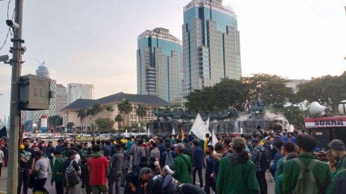 BEM USTJ Dukung BEM SI Tolak Demo Tuntut Presiden Joko Widodo - Tribun ... BEM USTJ Dukung BEM SI Tolak Demo Tuntut Presiden Joko Widodo - Tribun ...