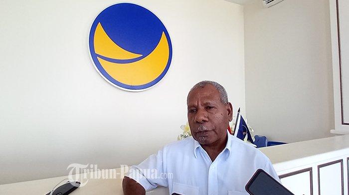 Mathius Awoitauw Sebut Putusan MK Beri Ketenangan di Pemilu 2024 ...