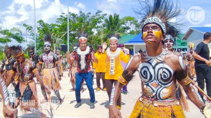 Mengenal Yosim Pancar, Tari Kegembiraan Anak Muda Papua: Begini 5 ...