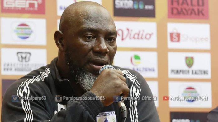 Selain Tinus Pae, Jacksen Sebut Ada Banyak Pilihan Pemain untuk Isi ...