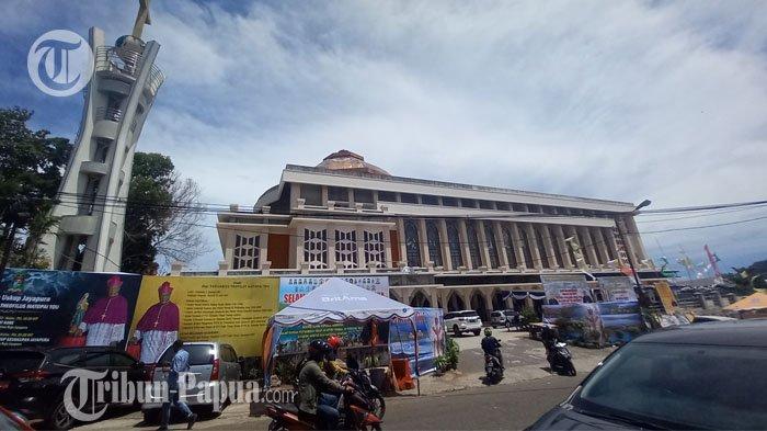 400 Aparat Gabungan Amankan Prosesi Pentahbisan Uskup Jayapura Mgr ...