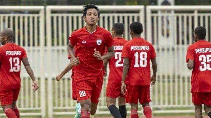 Saiful Indra Cahya Jadi Pemain Pertama Persipura Cetak Gol di Stadion ...