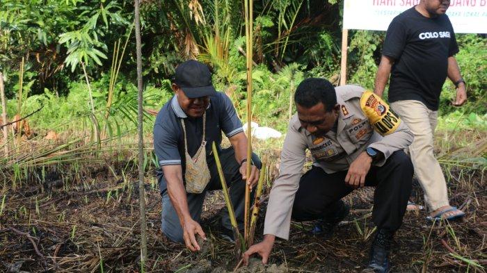 Menanam 78 Pohon Sagu Cara Polres Jayapura Sambut HUT Bhayangkara Tahun Ini - Tribun-papua.com