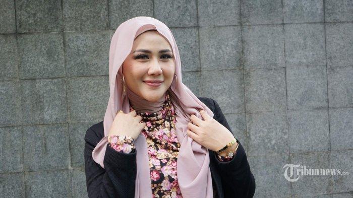 Lebih Pilih Dipoligami daripada Diceraikan Pablo Benua, Rey Utami ...