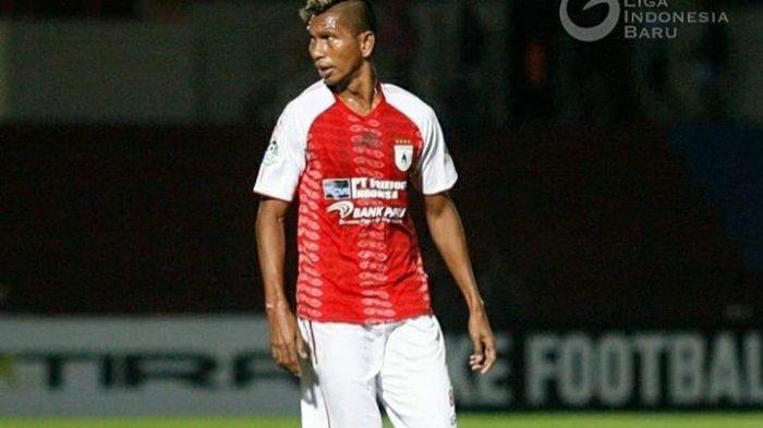 Kejar Mutiara Hitam, Persela Datangkan Eks Persipura: Valentino Telaubun - Tribun-papua.com