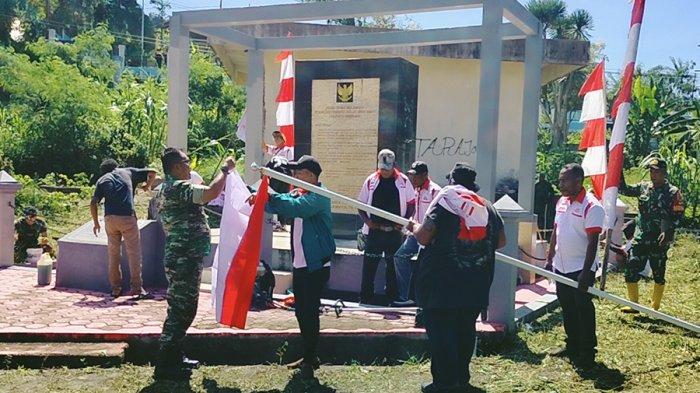 Sambut 60 Tahun Integrasi Papua ke NKRI, GMP dan TNI Bersih-bersih Tugu ...