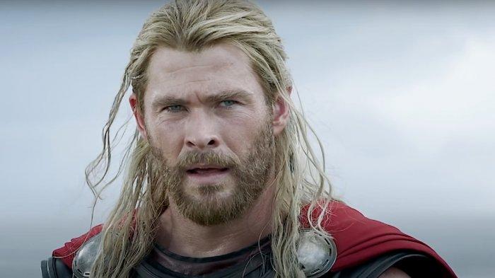 SOSOK Chris Hemsworth, Pemeran Utama di Film Thor: Love and Thunder ...