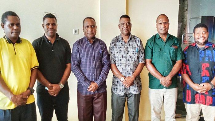 DOMAN Ajak MADAN dan Masyarakat Pegunungan Arfak Berpolitik Sehat di ...