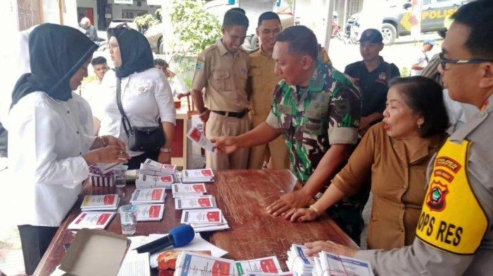 Simulasi Pencoblosan Pemilu 2024, Letkol Inf Tri Handoko Wicaksono Ingatkan Warga Jangan Golput ...