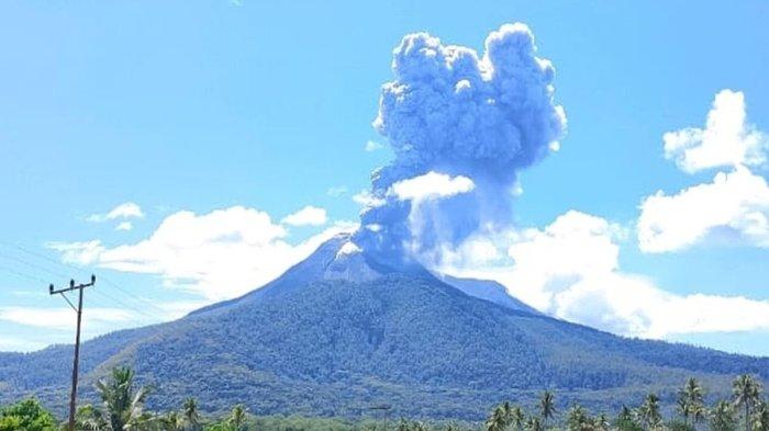 Gunung Lewotobi Laki-laki di Flores Timur Meletus Lagi, Lontarkan Krikil Hingga 9 Kilometer ...