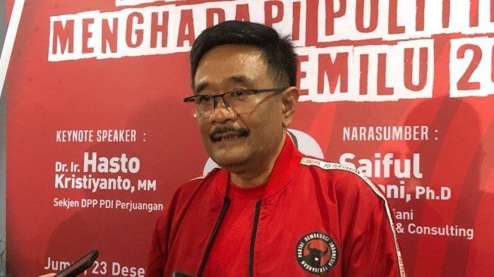 Di Momen HUT PDI Perjuangan, Djarot Ingatkan Pemuda Tidak Buta Politik ...