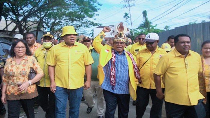 Lambertus Jitmau Berpeluang Besar Jadi Ketua DPD Partai Golkar Papua ... Lambertus Jitmau Berpeluang Besar Jadi Ketua DPD Partai Golkar Papua ...