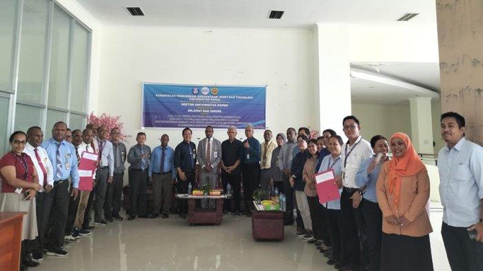 Rektor Universitas Papua Serahkan POK 2024: Belanja Berorientasi pada ...