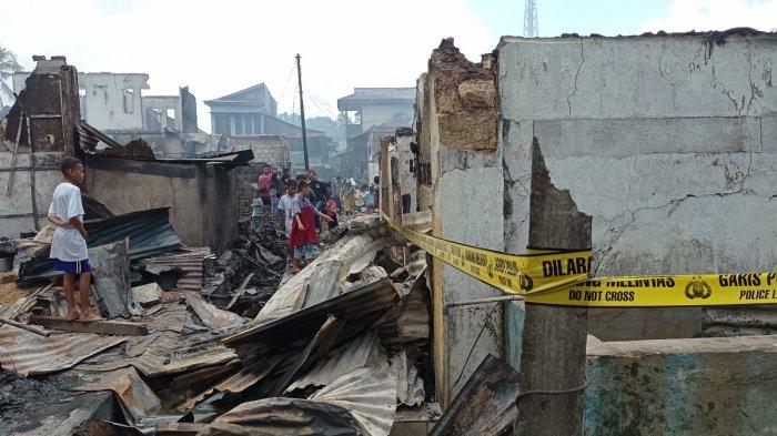 Kebakaran di Pasar Baru Kota Sorong Diduga Akibat Kompor, 80 Rumah Hangus Terbakar ...