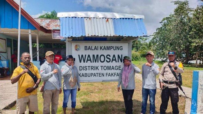 Panwas Distrik Tomage Monitoring DPTb dan Netralitas ASN di Kampung ...