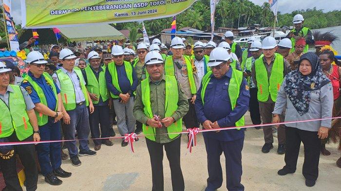 Bupati Teluk Bintuni Harap Kapal Penyeberangan Segera Beroperasi di ...