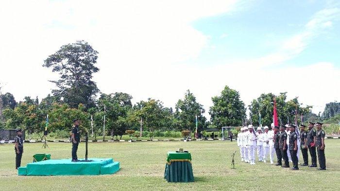 100 Siswa Dikmata Rindam XVIII Kasuari Resmi Sandang Pangkat Prada ...