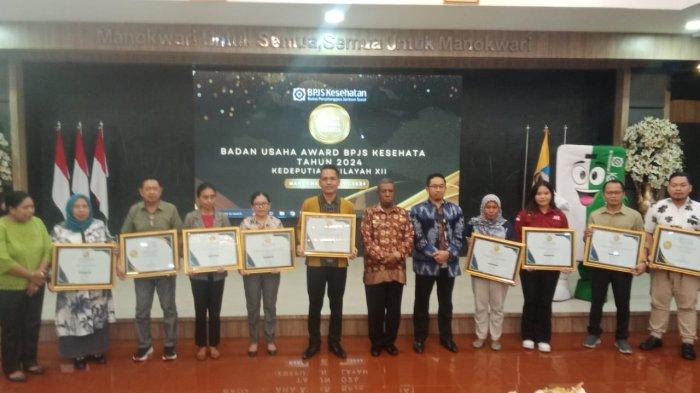 10 Badan Usaha Terima Penghargaan dari BPJS Kesehatan Manokwari - Tribunpapuabarat.com