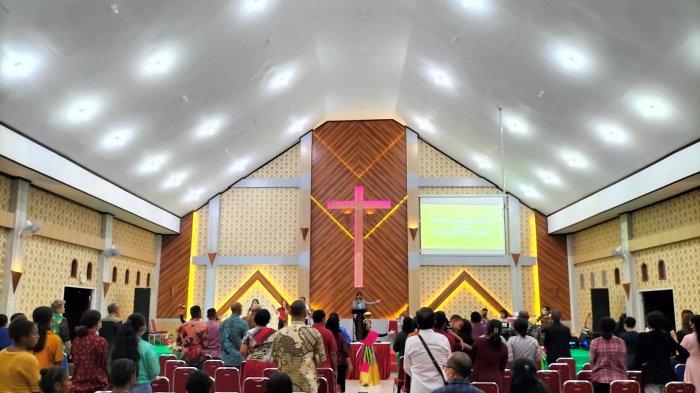 Siswa Papua Barat Raih Emas WSEEC, Syukuran Ibadah di GPKAI Jemaat ...