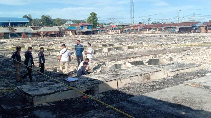 Puslabfor Polda Papua Gelar Olah TKP Kebakaran Pasar Wosi Manokwari - Tribunpapuabarat.com