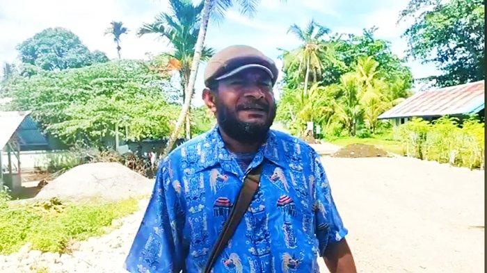 Jalan Petrus Kafiar - Aipiri Diaspal PUPR Papua Barat, Tokoh Masyarakat ...