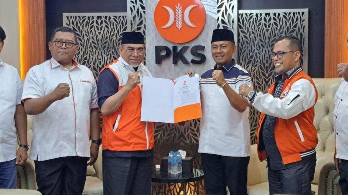 PKS Resmi Usung Utayoh di Pilkada Fakfak 2024 - Tribunpapuabarat.com