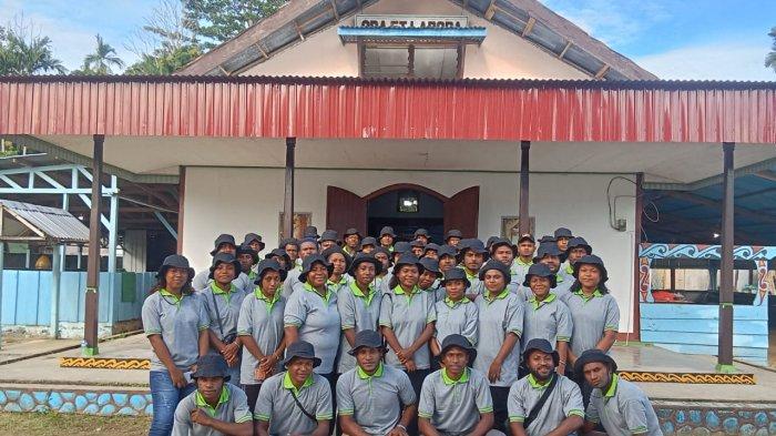 Pemkab Teluk Wondama Berdayakan 45 Pemuda Distrik Rumberpon Jadi ...