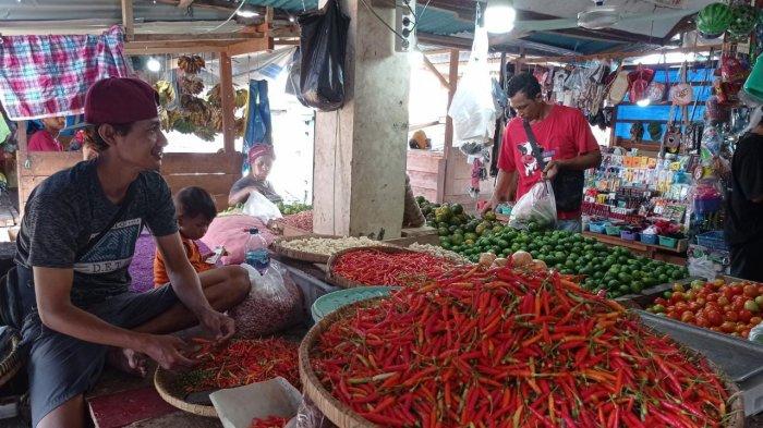 Jelang Ramadhan 2022, Harga Cabai Lokal di Pasar Tradisional Wosi Manokwari Stabil ...