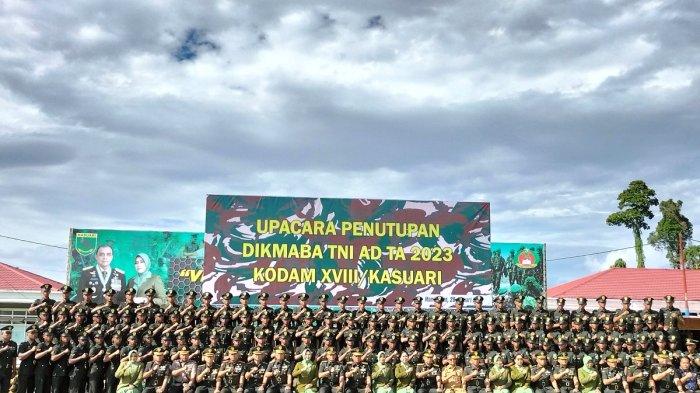 Mayjen Ilyas Alamsyah Pimpin Upacara Penutupan Dikmaba TNI AD Kodam ...