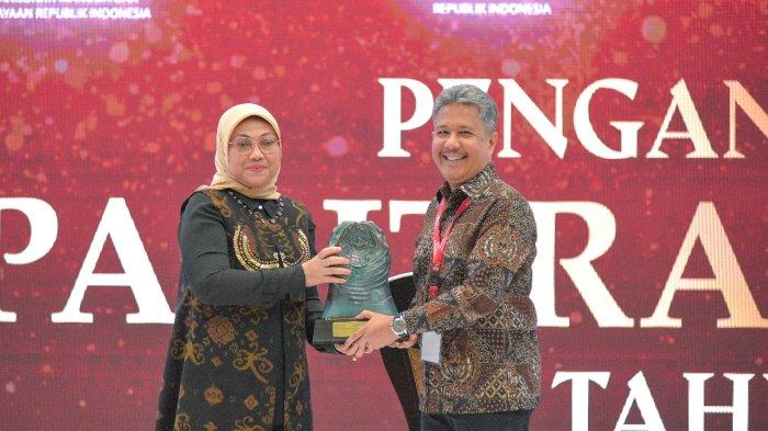 RS Awal Bros Pekanbaru Raih Paritrana Award 2024 dari BPJS Ketenagakerjaan - Tribunpekanbaru.com