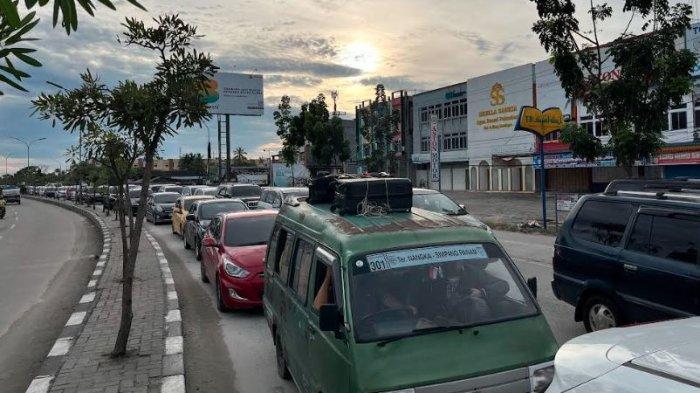 Puncak Arus Balik Idul Fitri 1446 H, Pemudik Terus Berdatangan dari Arah Perbatasan Pekanbaru ...