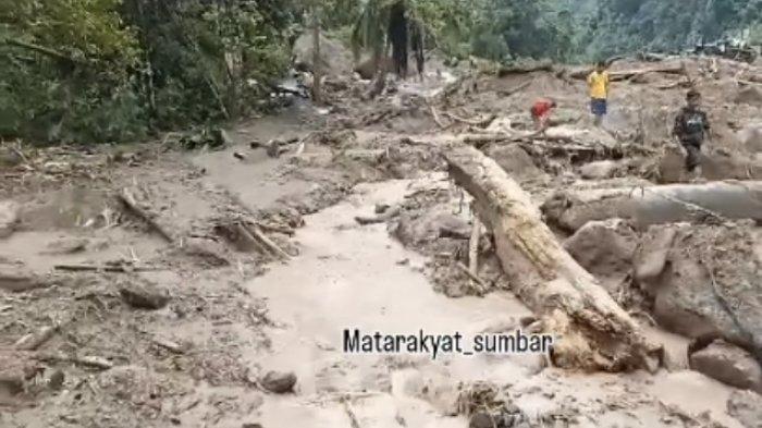 Update Banjir Bandang di Pesisir Selatan, 10 Orang Hilang, Jalan Lintas Putus Total ...