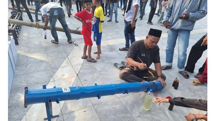 Dari Lomba Letup Meriam Buluh, Menghidupkan Kembali Permainan Budak ...