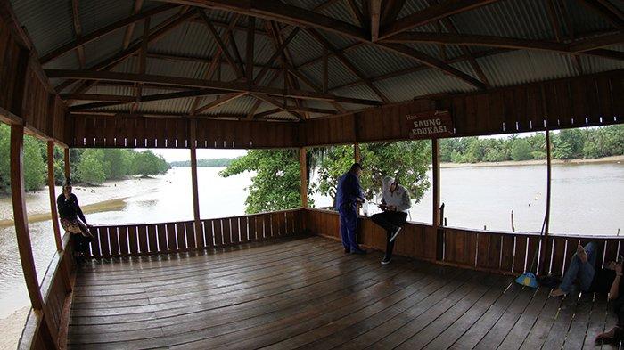 FOTO: Ekowisata Pulau Semut, Tempat Wisata Asyik di Tepian Sungai ...