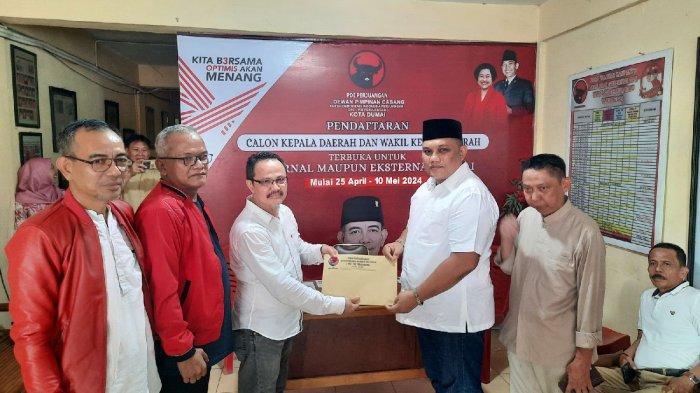 Ferdiansyah Kembalikan Berkas ke PDIP Dumai Riau, Bakal Jadi Koalisi Besar di Pilwako Dumai 2024 ...
