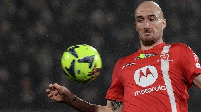 Inter Milan Disodorkan Luca Caldirola dari Monza, Nerazzurri Cari ...